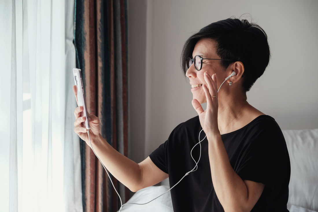 8 ways you can help your community (while social distancing) – MamaSezz